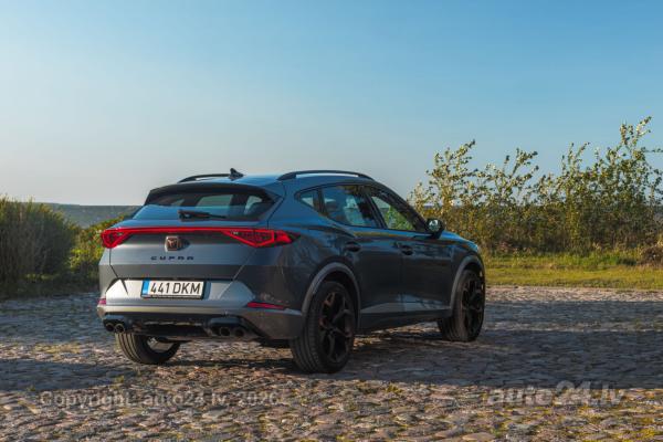 Серый Cupra Formentor 2021 в Таллин, объемом двигателя 2.00 л и пробегом 71 тыс. км за 27999 €, фото 5 на AUTOMOTO.COM.LV