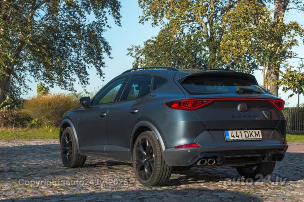 Серый Cupra Formentor 2021 в Таллин, объемом двигателя 2.00 л и пробегом 71 тыс. км за 27999 €, фото 6 на AUTOMOTO.COM.LV