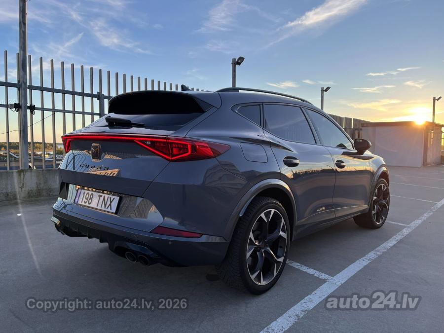 Серый Cupra Formentor 2021 в Таллин, объемом двигателя 2.00 л и пробегом 101 тыс. км за 28800 €, фото 3 на AUTOMOTO.COM.LV