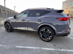 Серый Cupra Formentor 2021 в Таллин, объемом двигателя 2.00 л и пробегом 101 тыс. км за 28800 €, фото 8 на AUTOMOTO.COM.LV