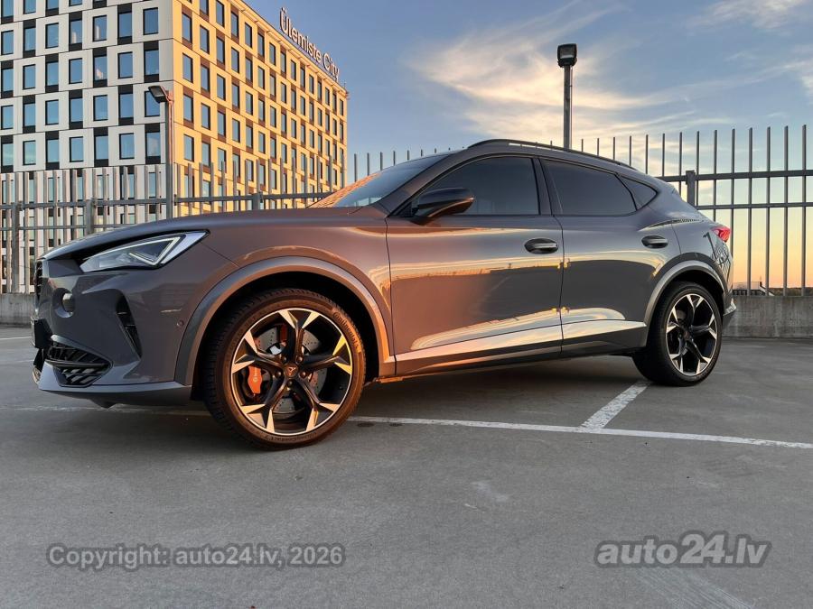 Серый Cupra Formentor 2021 в Таллин, объемом двигателя 2.00 л и пробегом 101 тыс. км за 28800 €, фото 9 на AUTOMOTO.COM.LV