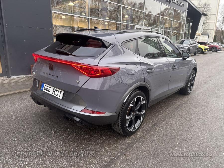 Pelēks Cupra Formentor 2022 Tartu, ar dzinēja tilpumu 2.00 L un nobraukumu 41 tūkst. km par 27900 €, foto 4 vietnē AUTOMOTO.COM.LV