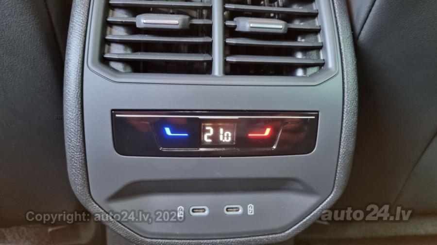 Grey Cupra Formentor 2022 in Tallinn, with an engine capacity of 1.40 L and mileage of 43 thousand km for 26990 €, photo 13 on AUTOMOTO.COM.LV