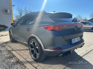Pelēks Cupra Formentor 2022 Tallina, ar dzinēja tilpumu 2.00 L un nobraukumu 63 tūkst. km par 28700 €, foto 5 vietnē AUTOMOTO.COM.LV