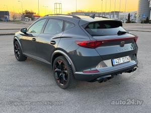 Pelēks Cupra Formentor 2022 Tallina, ar dzinēja tilpumu 2.00 L un nobraukumu 38 tūkst. km par 33000 €, foto 5 vietnē AUTOMOTO.COM.LV