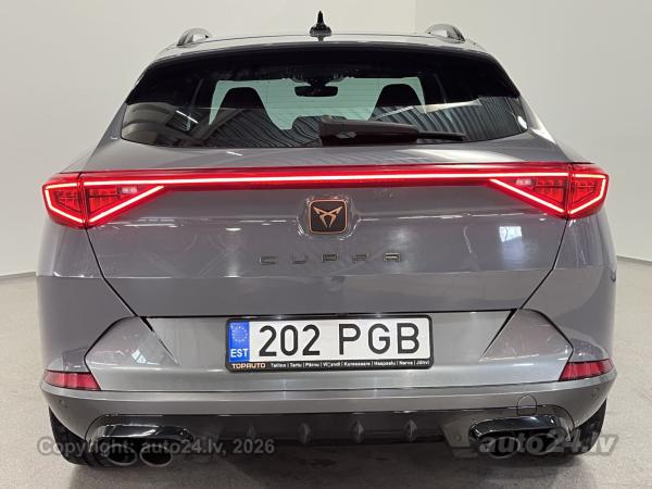 Pelēks Cupra Formentor 2022 Tallina, ar dzinēja tilpumu 2.00 L un nobraukumu 58 tūkst. km par 27900 €, foto 4 vietnē AUTOMOTO.COM.LV