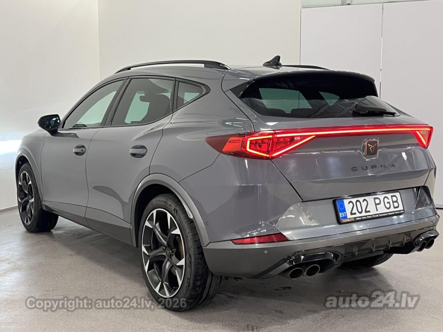 Pelēks Cupra Formentor 2022 Tallina, ar dzinēja tilpumu 2.00 L un nobraukumu 58 tūkst. km par 27900 €, foto 6 vietnē AUTOMOTO.COM.LV
