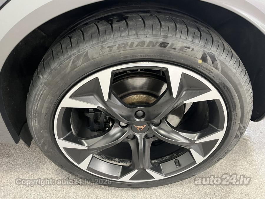 Pelēks Cupra Formentor 2022 Tallina, ar dzinēja tilpumu 2.00 L un nobraukumu 58 tūkst. km par 27900 €, foto 29 vietnē AUTOMOTO.COM.LV