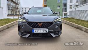 Pelēks Cupra Formentor 2022 Tallina, ar dzinēja tilpumu 1.40 L un nobraukumu 40 tūkst. km par 26999 €, foto 3 vietnē AUTOMOTO.COM.LV