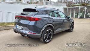 Pelēks Cupra Formentor 2022 Tallina, ar dzinēja tilpumu 1.40 L un nobraukumu 40 tūkst. km par 26999 €, foto 5 vietnē AUTOMOTO.COM.LV