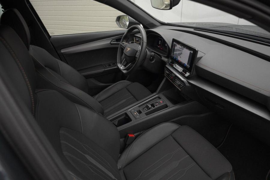 Grey Cupra Formentor 2022 in Jelgava, with an engine capacity of 1.40 L and mileage of 67 thousand km for 24750 €, photo 10 on AUTOMOTO.COM.LV