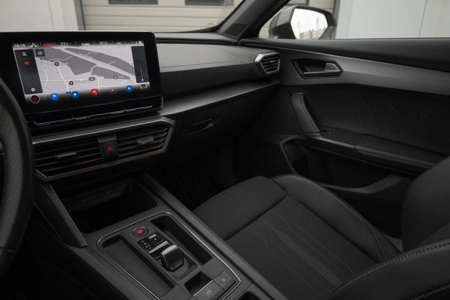 Grey Cupra Formentor 2022 in Jelgava, with an engine capacity of 1.40 L and mileage of 67 thousand km for 24750 €, photo 14 on AUTOMOTO.COM.LV