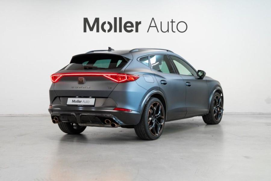 Серый Cupra Formentor 2022 в Вильнюс, объемом двигателя 2.50 л и пробегом 74 тыс. км за 34600 €, фото 4 на AUTOMOTO.COM.LV