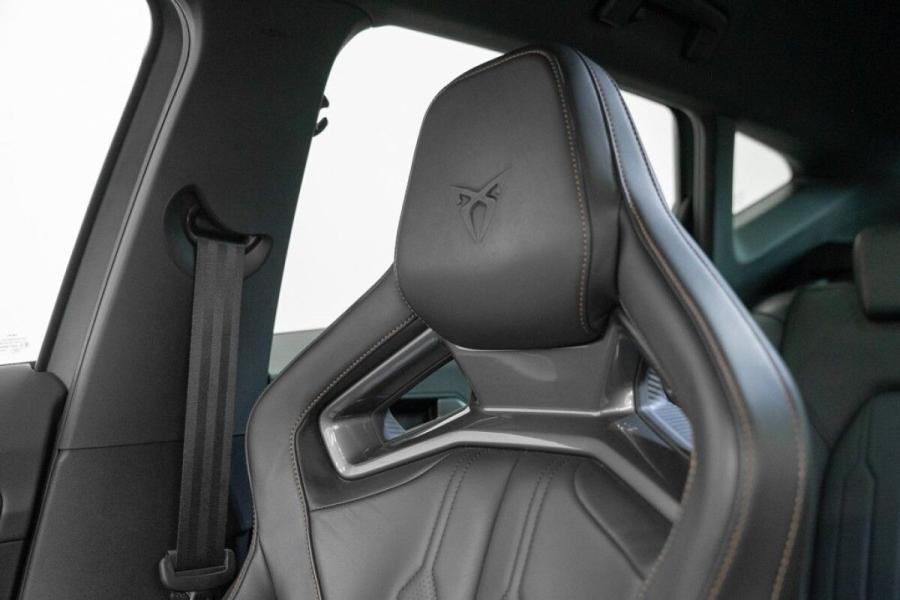 Серый Cupra Formentor 2022 в Вильнюс, объемом двигателя 2.50 л и пробегом 74 тыс. км за 34600 €, фото 25 на AUTOMOTO.COM.LV
