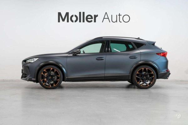 Pelēks Cupra Formentor 2022 Viļņa, ar dzinēja tilpumu 2.50 L un nobraukumu 74 tūkst. km par 34600 €, foto 2 vietnē AUTOMOTO.COM.LV
