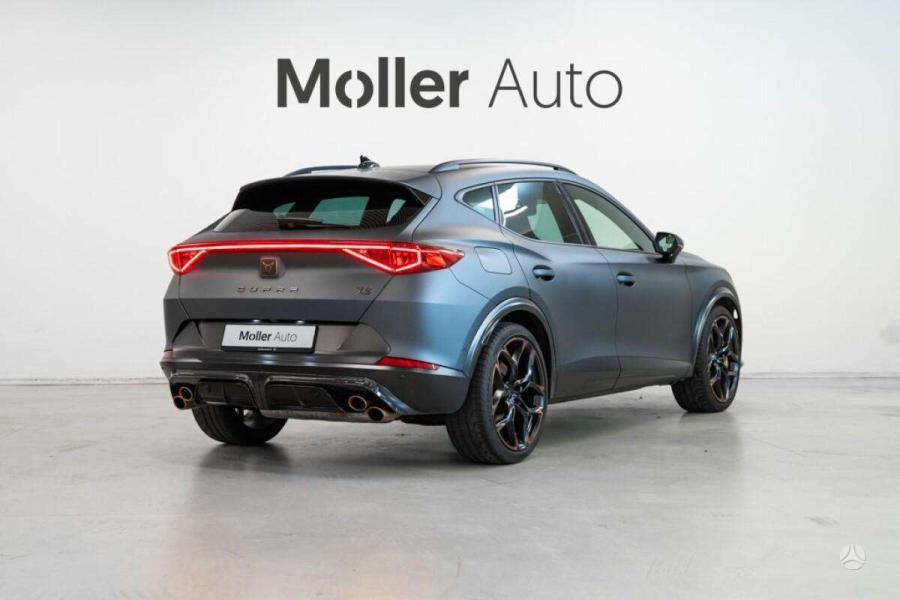 Серый Cupra Formentor 2022 в Вильнюс, объемом двигателя 2.50 л и пробегом 74 тыс. км за 34600 €, фото 4 на AUTOMOTO.COM.LV