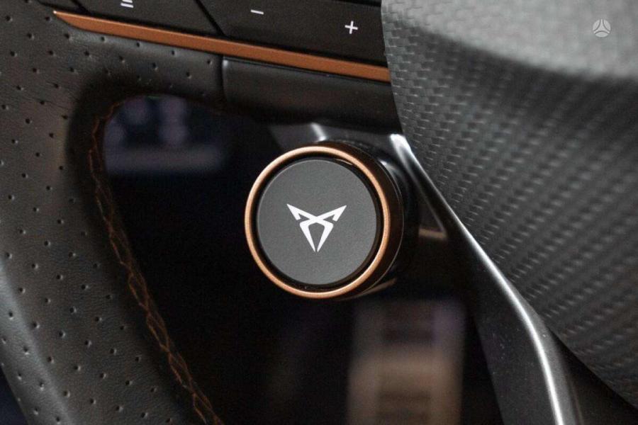 Серый Cupra Formentor 2022 в Вильнюс, объемом двигателя 2.50 л и пробегом 74 тыс. км за 34600 €, фото 12 на AUTOMOTO.COM.LV
