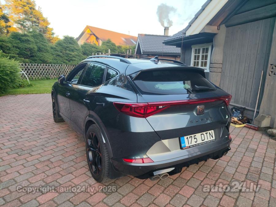 Серый Cupra Formentor 2022 в Таллин, объемом двигателя 2.00 л и пробегом 50 тыс. км за 30700 €, фото 3 на AUTOMOTO.COM.LV