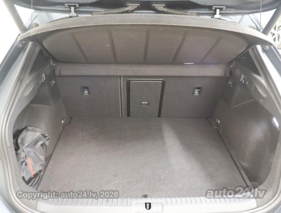 Grey Cupra Formentor 2022 in Tallinn, with an engine capacity of 2.50 L and mileage of 50 thousand km for 34900 €, photo 12 on AUTOMOTO.COM.LV