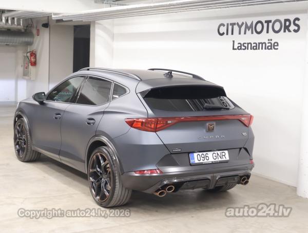 Cupra Formentor 2022 в Таллин на AUTOMOTO.COM.LV Серый Cupra Formentor 2022 в Таллин, объемом двигателя 2.50 л и пробегом 50 тыс. км за 34900 €, фото 4 на AUTOMOTO.COM.LV
