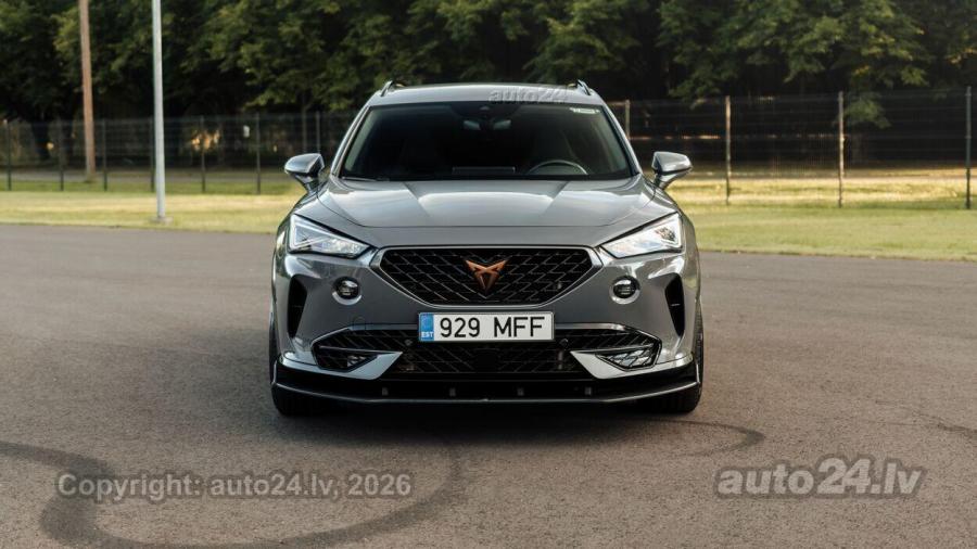 Pelēks Cupra Formentor 2023 Pērnava, ar dzinēja tilpumu 2.00 L un nobraukumu 36 tūkst. km par 35500 €, foto 6 vietnē AUTOMOTO.COM.LV