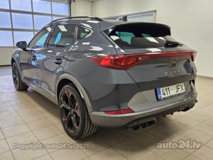 Pelēks Cupra Formentor 2023 Pērnava, ar dzinēja tilpumu 2.00 L un nobraukumu 66 tūkst. km par 34900 €, foto 4 vietnē AUTOMOTO.COM.LV