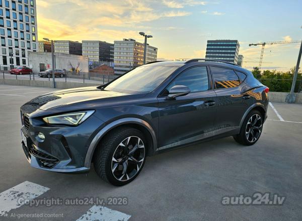 Серый Cupra Formentor 2023 в Таллин, объемом двигателя 2.00 л и пробегом 53 тыс. км за 35000 €, фото 3 на AUTOMOTO.COM.LV