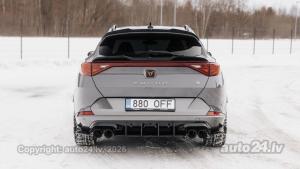 Pelēks Cupra Formentor 2024 Pērnava, ar dzinēja tilpumu 2.00 L un nobraukumu 30 tūkst. km par 35000 €, foto 4 vietnē AUTOMOTO.COM.LV