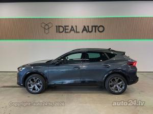 Pelēks Cupra Formentor 2024 Tallina, ar dzinēja tilpumu 1.50 L un nobraukumu 32 tūkst. km par 29990 €, foto 2 vietnē AUTOMOTO.COM.LV