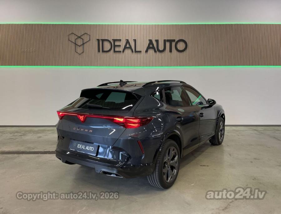 Pelēks Cupra Formentor 2024 Tallina, ar dzinēja tilpumu 1.50 L un nobraukumu 32 tūkst. km par 29990 €, foto 4 vietnē AUTOMOTO.COM.LV