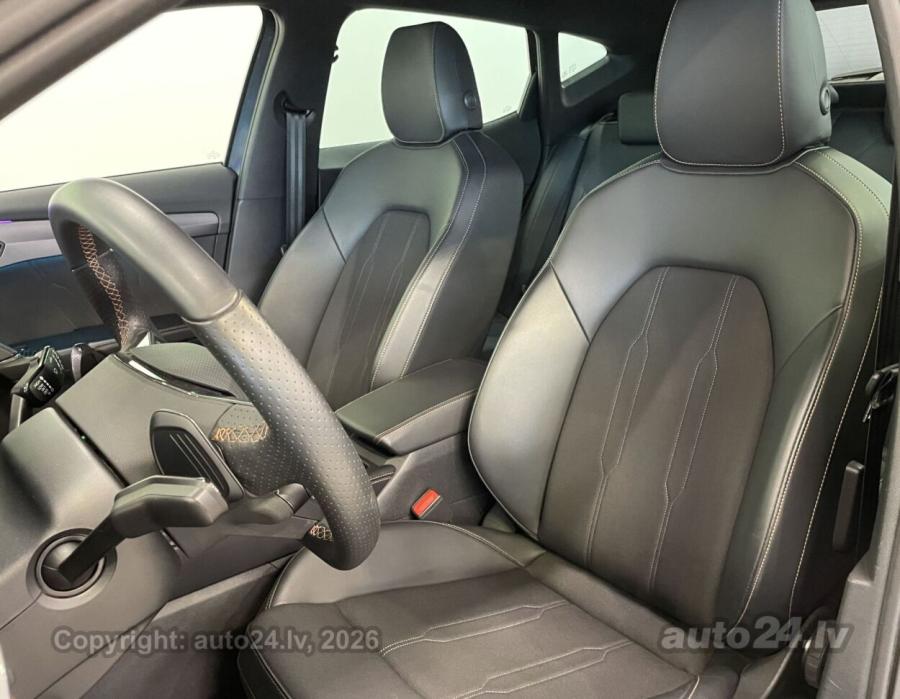 Pelēks Cupra Formentor 2024 Tallina, ar dzinēja tilpumu 1.50 L un nobraukumu 32 tūkst. km par 29990 €, foto 7 vietnē AUTOMOTO.COM.LV