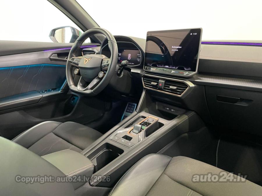 Pelēks Cupra Formentor 2024 Tallina, ar dzinēja tilpumu 1.50 L un nobraukumu 32 tūkst. km par 29990 €, foto 9 vietnē AUTOMOTO.COM.LV