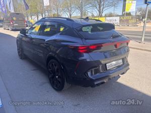 Pelēks Cupra Formentor 2026 Tartu, ar dzinēja tilpumu 2.00 L un nobraukumu 20 tūkst. km par 41990 €, foto 3 vietnē AUTOMOTO.COM.LV