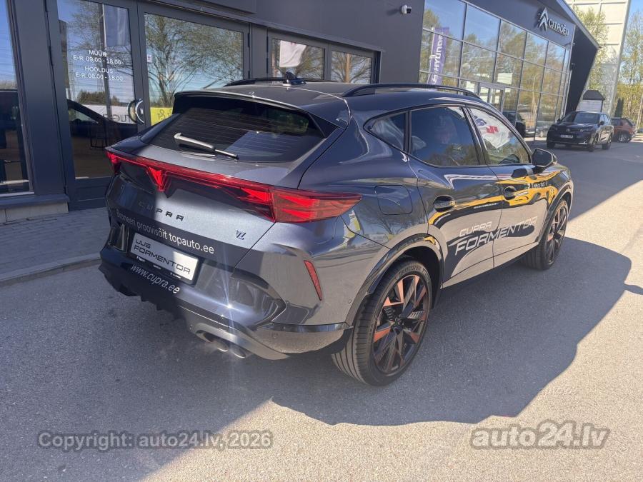 Pelēks Cupra Formentor 2026 Tartu, ar dzinēja tilpumu 2.00 L un nobraukumu 20 tūkst. km par 41990 €, foto 4 vietnē AUTOMOTO.COM.LV