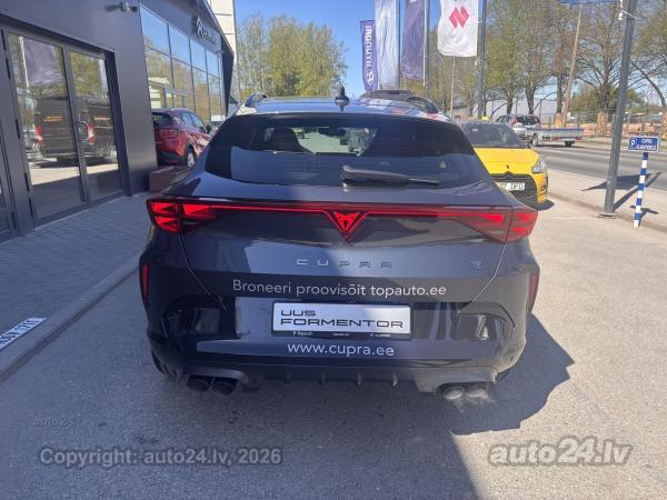 Pelēks Cupra Formentor 2026 Tartu, ar dzinēja tilpumu 2.00 L un nobraukumu 20 tūkst. km par 41990 €, foto 4 vietnē AUTOMOTO.COM.LV