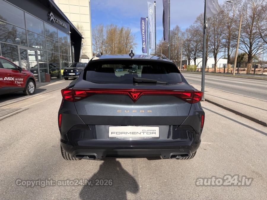 Серый Cupra Formentor 2026 в Тарту, объемом двигателя 2.00 л и пробегом 10 тыс. км за 39120 €, фото 7 на AUTOMOTO.COM.LV