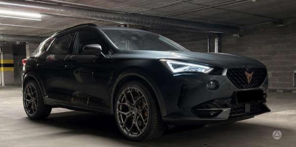 Cupra Formentor 2021 in Vilnius, with an engine capacity of 1.98 L and mileage of 105 thousand km for 37850 €, photo 1 on AUTOMOTO.COM.LV