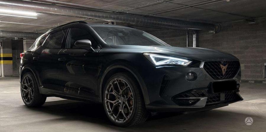 Cupra Formentor 2021 в Вильнюс, объемом двигателя 1.98 л и пробегом 105 тыс. км за 37850 €, фото 1 на AUTOMOTO.COM.LV