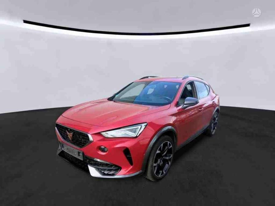 Красный Cupra Formentor 2022 в Вильнюс, объемом двигателя 1.40 л и пробегом 100 тыс. км за 23250 €, фото 1 на AUTOMOTO.COM.LV