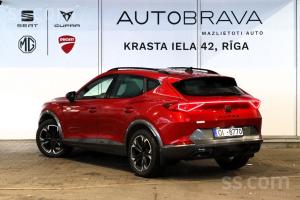 Red Cupra Formentor 2022 in Riga, with an engine capacity of 1.50 L and mileage of 58 thousand km for 23490 €, photo 6 on AUTOMOTO.COM.LV