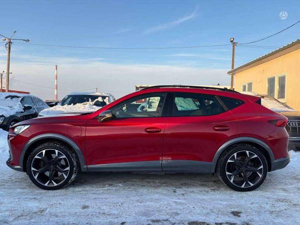 Sarkans Cupra Formentor 2022 Viļņa, ar dzinēja tilpumu 1.40 L un nobraukumu 100 tūkst. km par 23350 €, foto 2 vietnē AUTOMOTO.COM.LV
