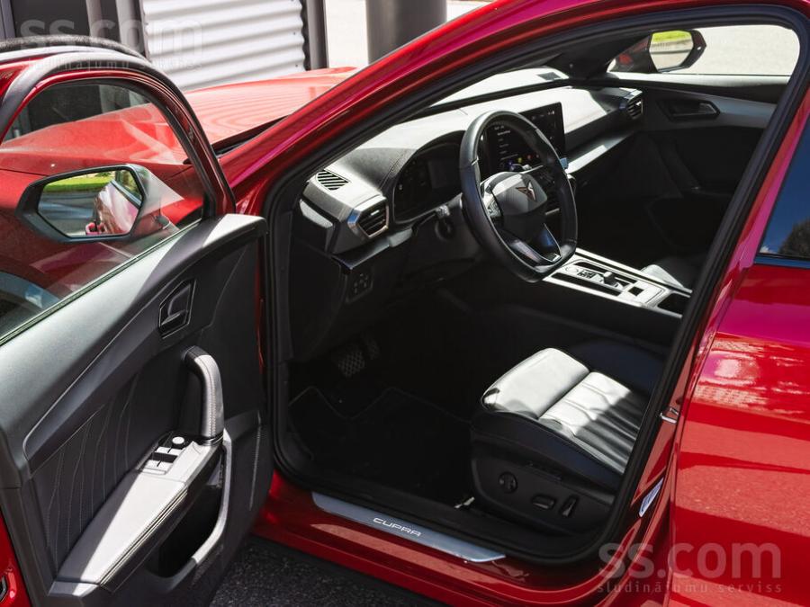 Sarkans Cupra Formentor 2022 Rīga, ar dzinēja tilpumu 1.50 L un nobraukumu 45 tūkst. km par 21900 €, foto 9 vietnē AUTOMOTO.COM.LV