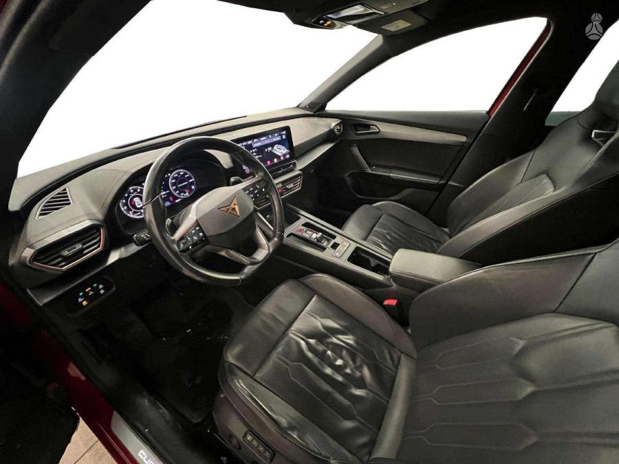Red Cupra Formentor 2022 in Vilnius, with an engine capacity of 1.50 L and mileage of 175 thousand km for 16500 €, photo 8 on AUTOMOTO.COM.LV