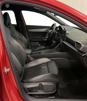 Red Cupra Formentor 2022 in Vilnius, with an engine capacity of 1.50 L and mileage of 175 thousand km for 16500 €, photo 9 on AUTOMOTO.COM.LV