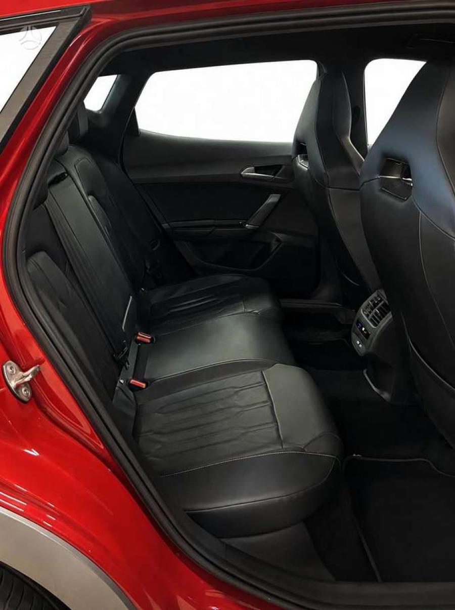 Red Cupra Formentor 2022 in Vilnius, with an engine capacity of 1.50 L and mileage of 175 thousand km for 16500 €, photo 10 on AUTOMOTO.COM.LV