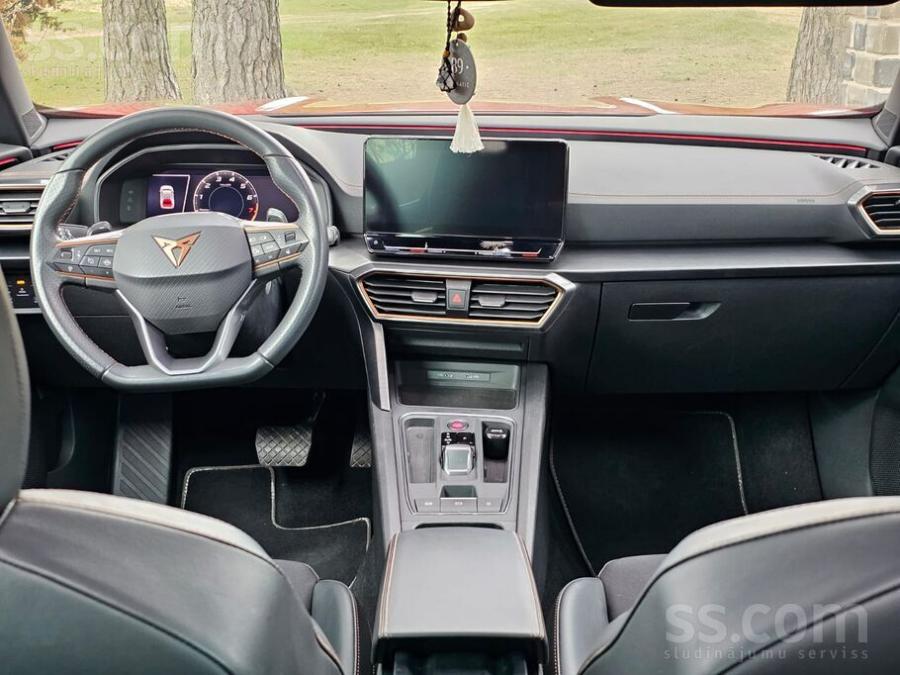 Красный Cupra Formentor 2023 в Елгава, объемом двигателя 1.50 л и пробегом 54 тыс. км за 22500 €, фото 10 на AUTOMOTO.COM.LV