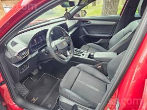 Красный Cupra Formentor 2023 в Елгава, объемом двигателя 1.50 л и пробегом 54 тыс. км за 22500 €, фото 11 на AUTOMOTO.COM.LV