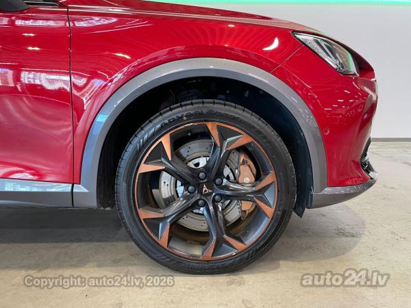 Red Cupra Formentor 2021 in Tallinn, with an engine capacity of 2.00 L and mileage of 76 thousand km for 28990 €, photo 6 on AUTOMOTO.COM.LV