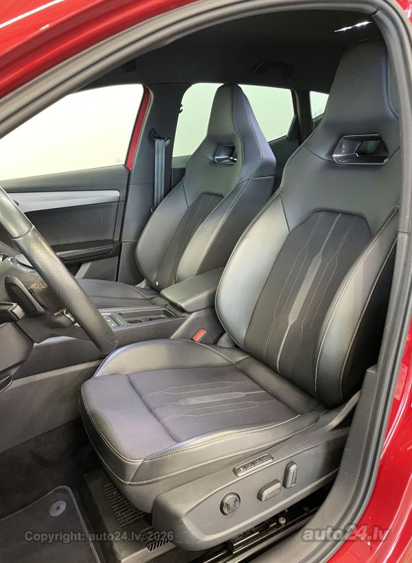 Red Cupra Formentor 2021 in Tallinn, with an engine capacity of 2.00 L and mileage of 76 thousand km for 28990 €, photo 9 on AUTOMOTO.COM.LV