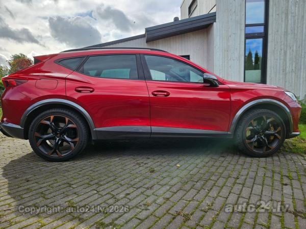 Cupra Formentor 2021 в Тарту на AUTOMOTO.COM.LV Красный Cupra Formentor 2021 в Тарту, объемом двигателя 2.00 л и пробегом 54 тыс. км за 26900 €, фото 7 на AUTOMOTO.COM.LV